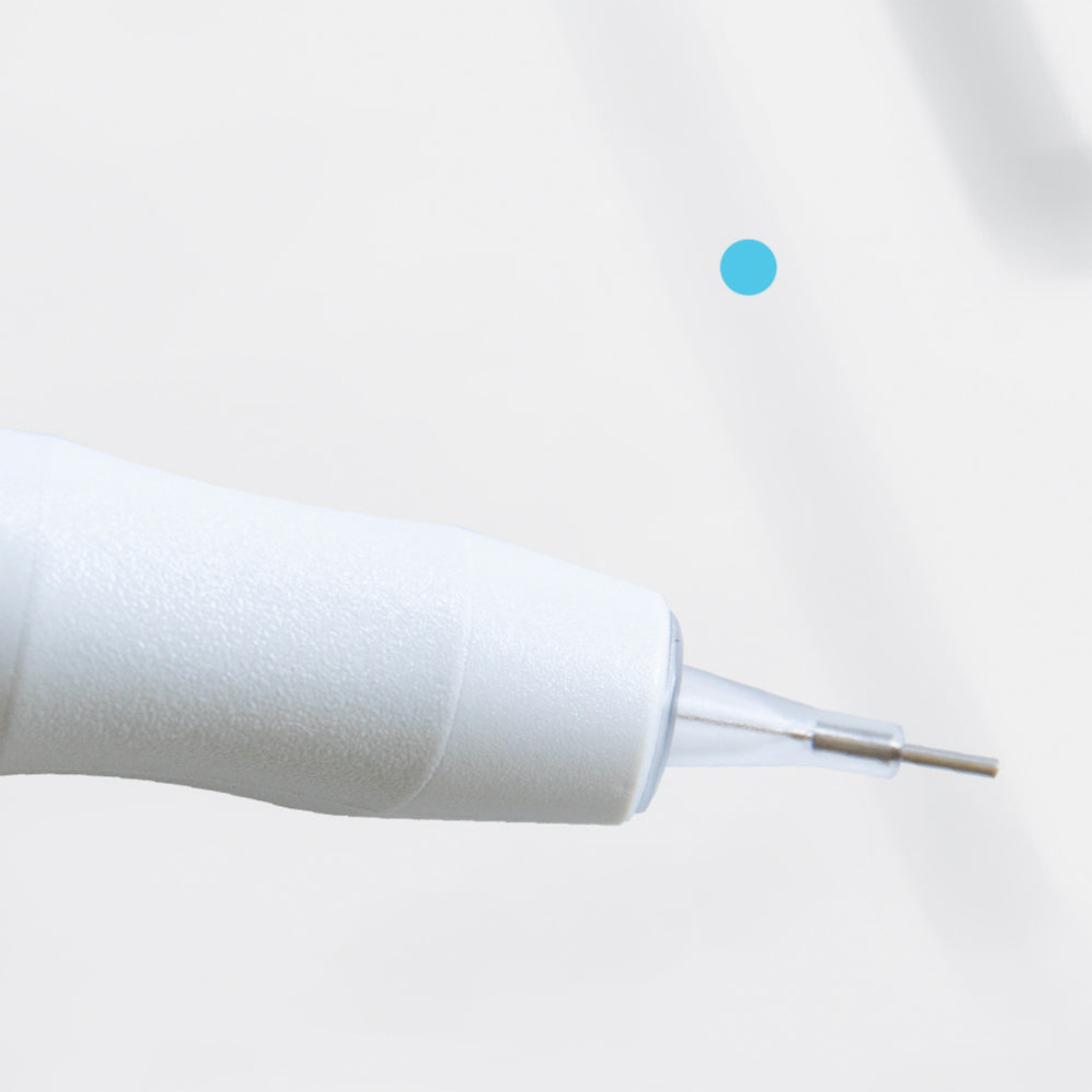 Needles – Nouveau Contour USA